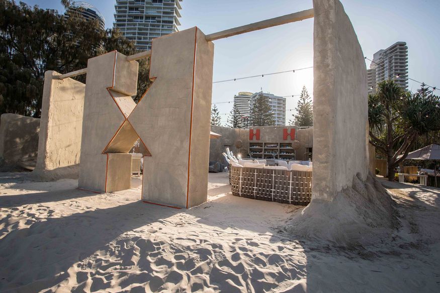 Star Wars-inspired ‘sand hostel’ built on the Gold Coast | ArchitectureAu