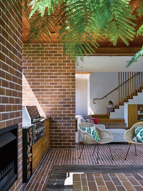 Familial bonds: Crescent House | ArchitectureAu