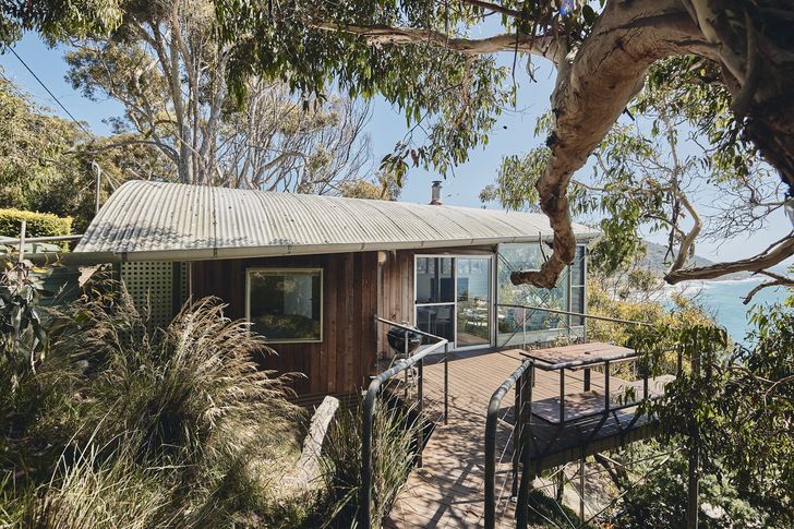 Revisited: Beach House, Wye River by Col Bandy | ArchitectureAu