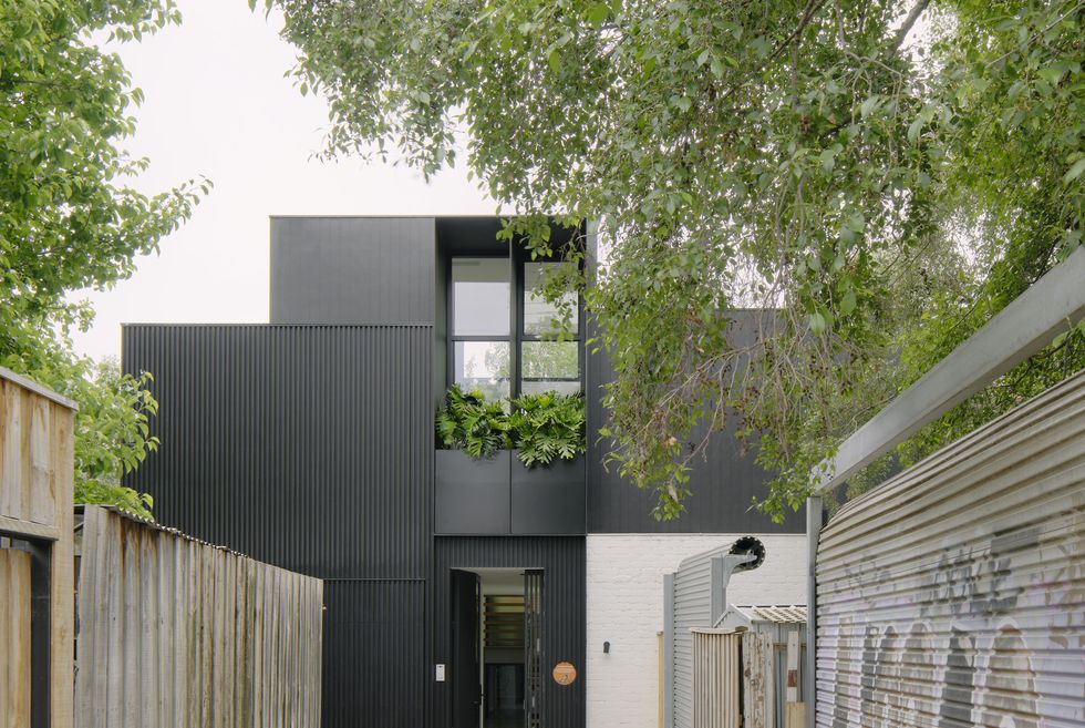 Life Down A Lane by Tom Robertson Architects | ArchitectureAu