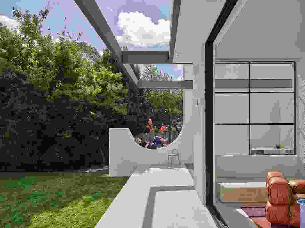 Ricotta House by Sarah Gibson, Paul Tilse Architects and Vanessa Hawes ...