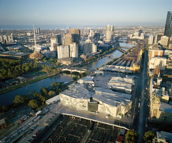 Federation Square | ArchitectureAu