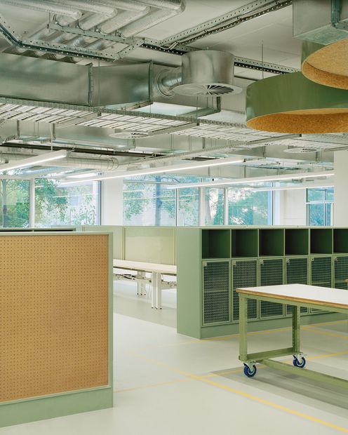 The excitement of experimental activities: Monash Robotics Lab ...