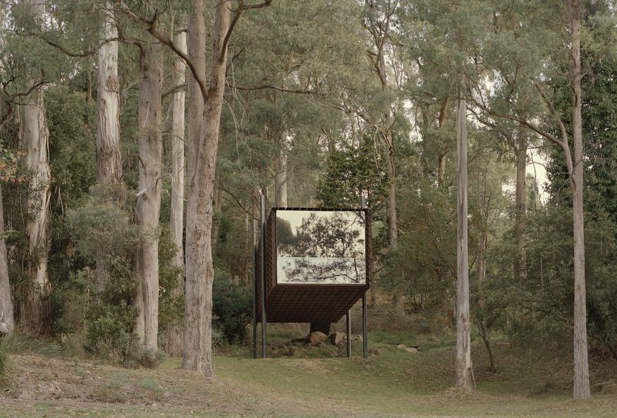 Sawmill Treehouse by Robbie Walker | ArchitectureAu