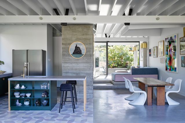 Ebb and flow: Attic-Undercroft House | ArchitectureAu