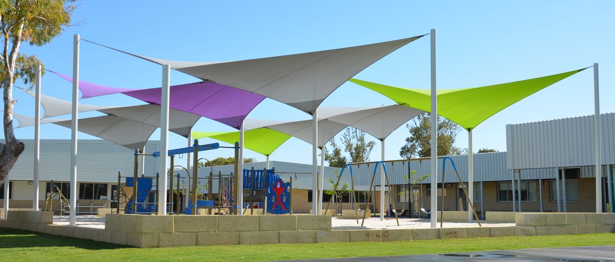 Extreme 32 shade sails by Rainbow Shade | ArchitectureAu