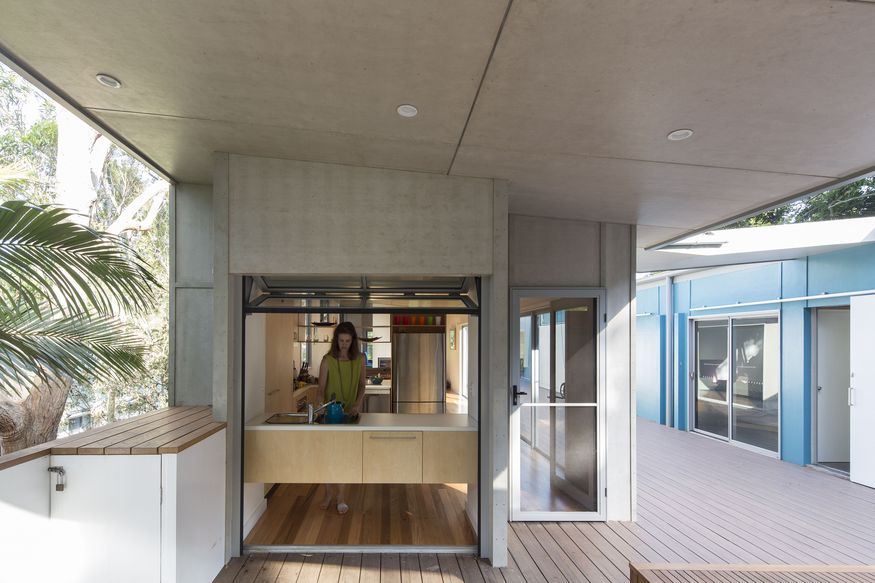 Shore shack redemption: Seal Rocks Shack | ArchitectureAu