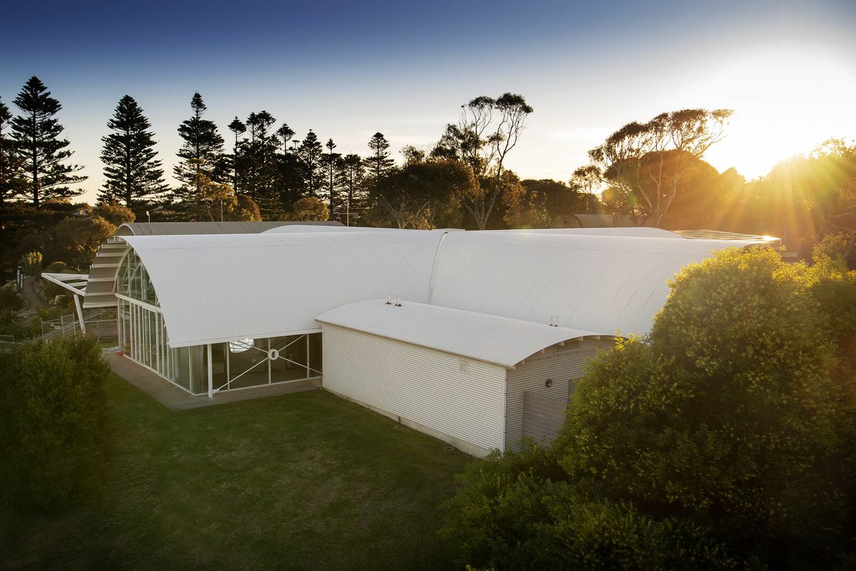 Why architects are embracing curved steel construction | ArchitectureAu