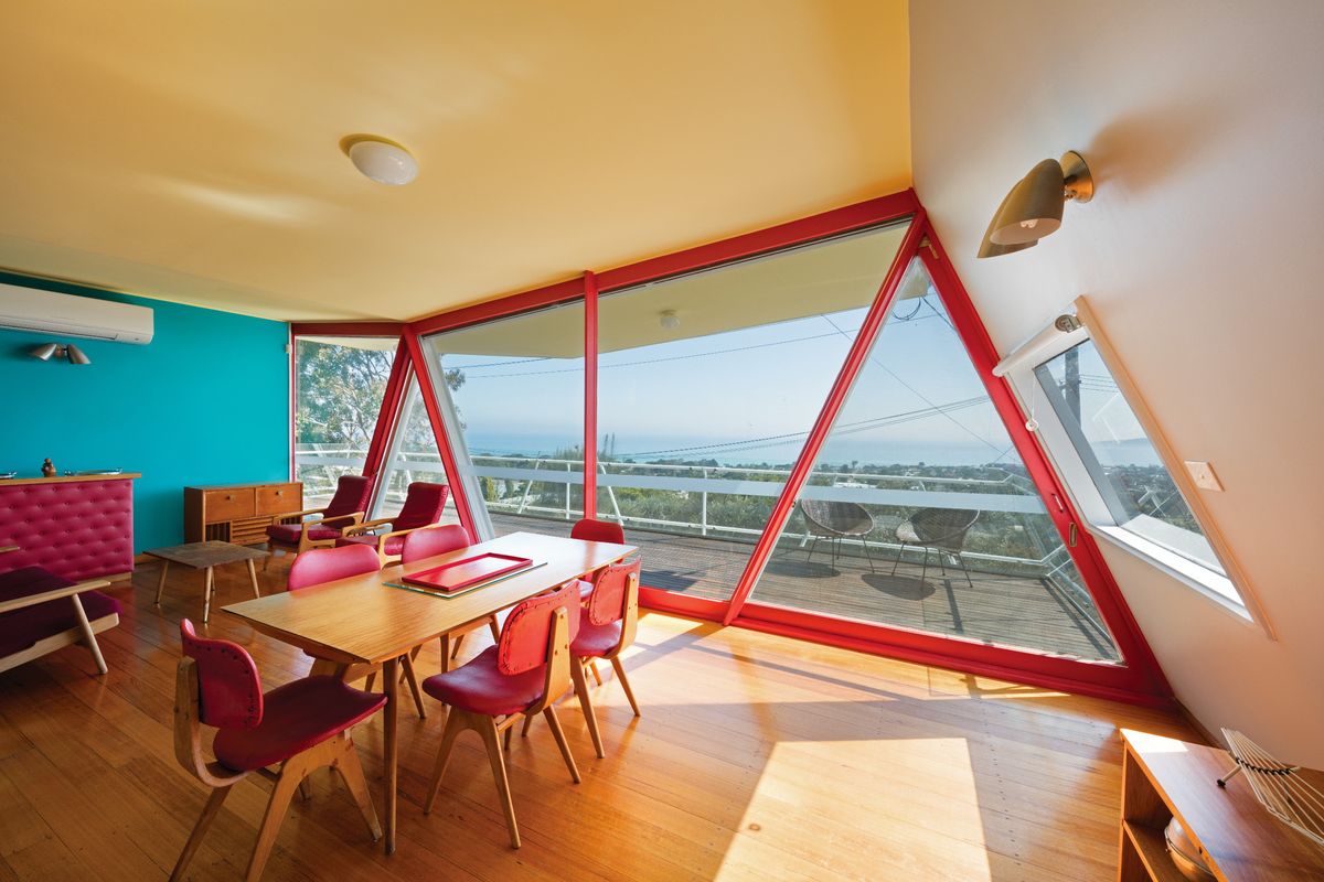 Revisited: Butterfly House by Chancellor & Patrick | ArchitectureAu