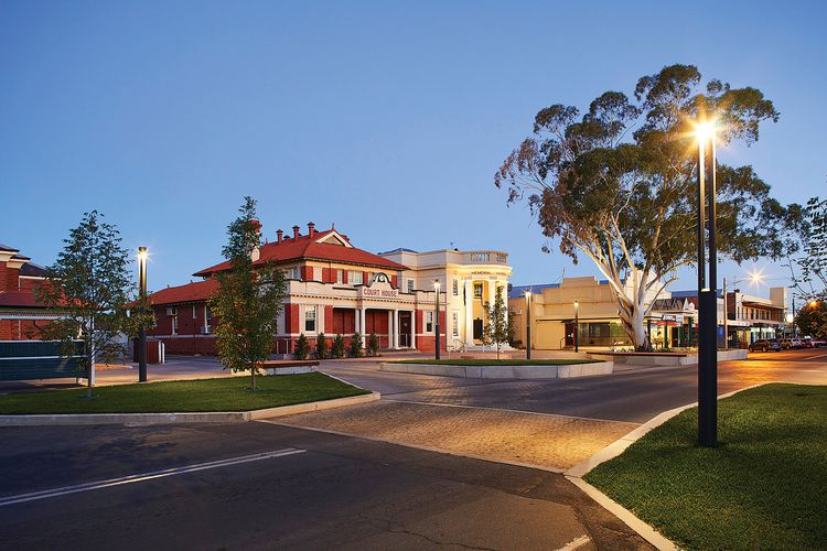 Fair share: Victoria Square, Kerang | Landscape Australia