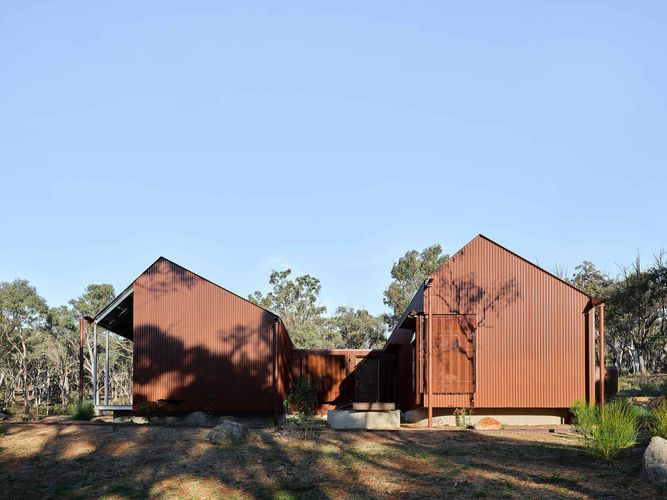 Ochre House by My My My Architecture | ArchitectureAu