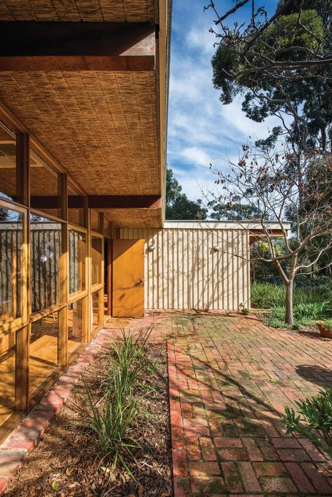 Revisited: Dickson House | ArchitectureAu