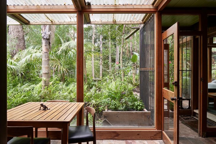 Revisited: Azalea House by John Chappel | ArchitectureAu