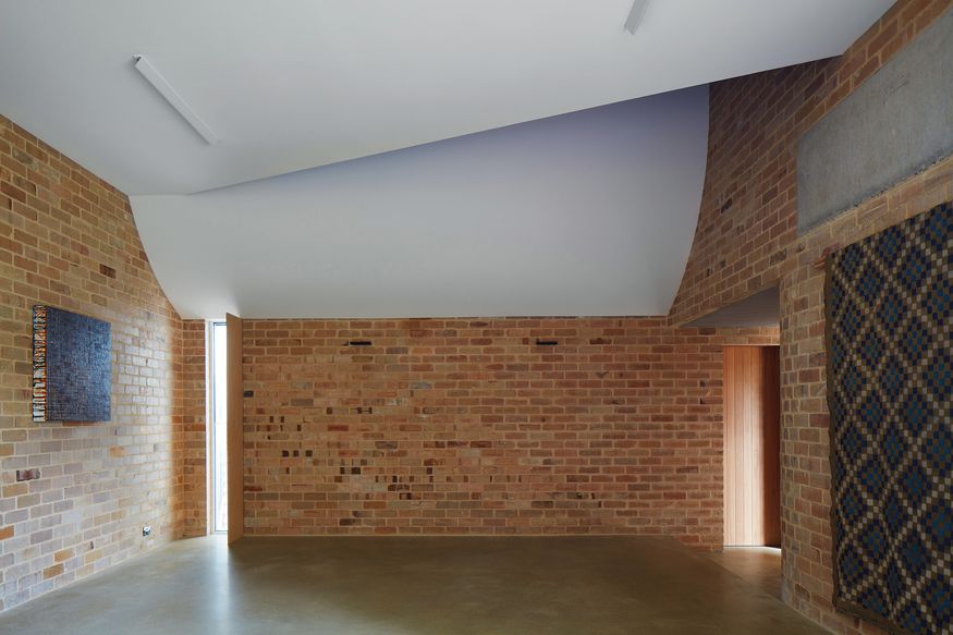 Architecture as functional sculpture: Beaconsfield House | ArchitectureAu