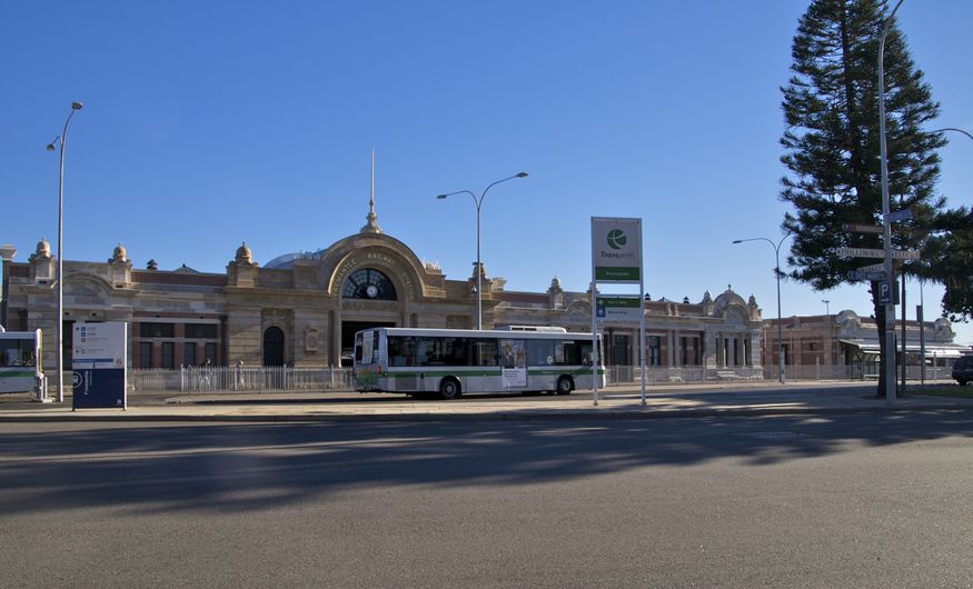 Vale Jonathan Strauss 1956–2024 | ArchitectureAu