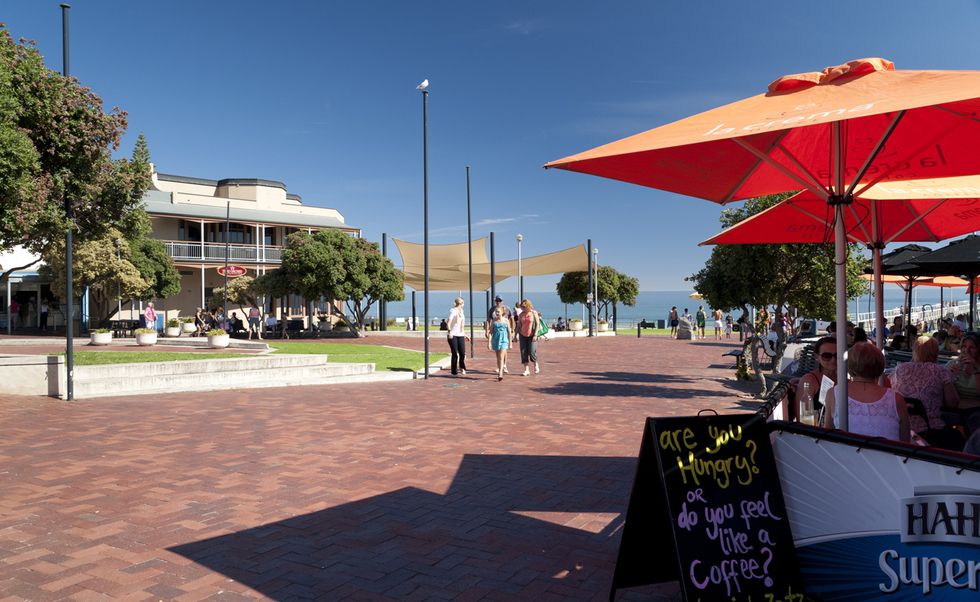 Henley Square (SA) urban design competition | ArchitectureAU