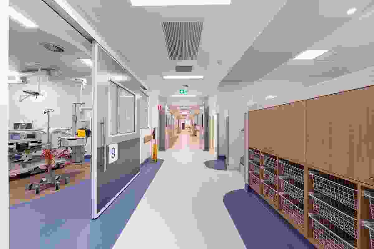 Royal Perth Hospital ICU by Hunt Architects | ArchitectureAu