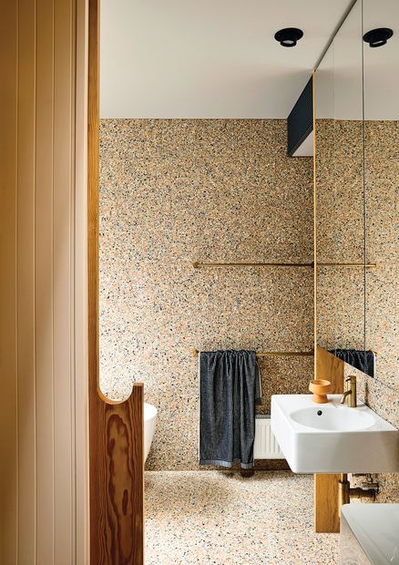 Eclectic yet unified: Oak House | ArchitectureAu