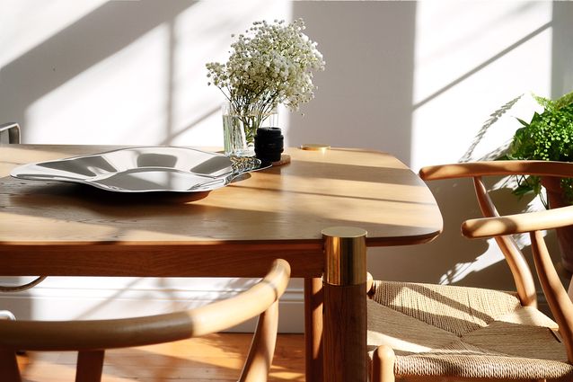 New York-based Australian architect creates adjustable table legs ...