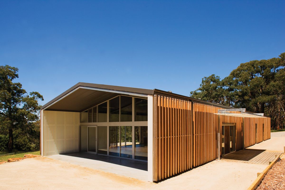 First House: Main Ridge Farmhouse | ArchitectureAu