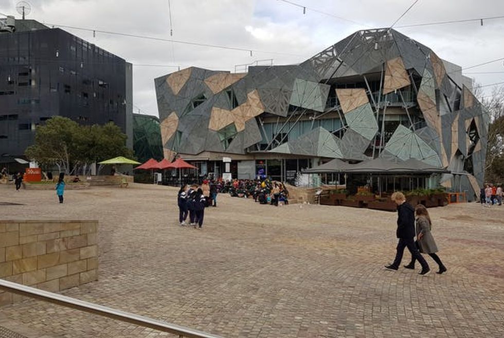 Apple controversy masks the real failures of Federation Square ...