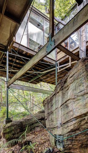 Revisited: Glass House by Bill and Ruth Lucas | ArchitectureAu