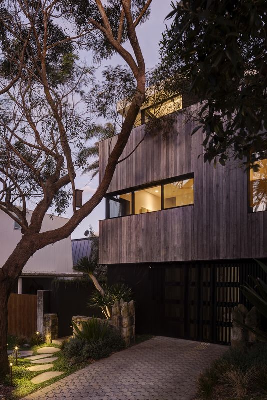 Quarry Box by MCK Architects | ArchitectureAu