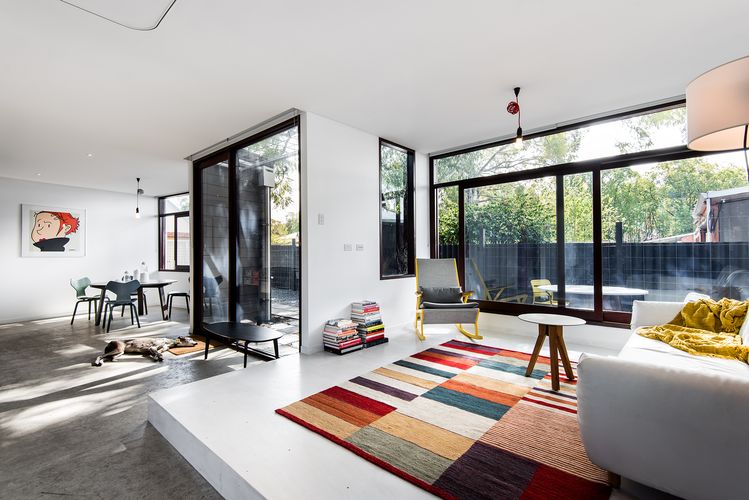 Dual impact: Exploding Shed house | ArchitectureAu