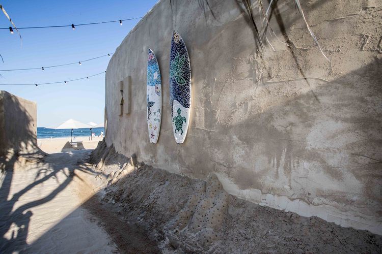 Star Wars-inspired ‘sand hostel’ built on the Gold Coast | ArchitectureAu