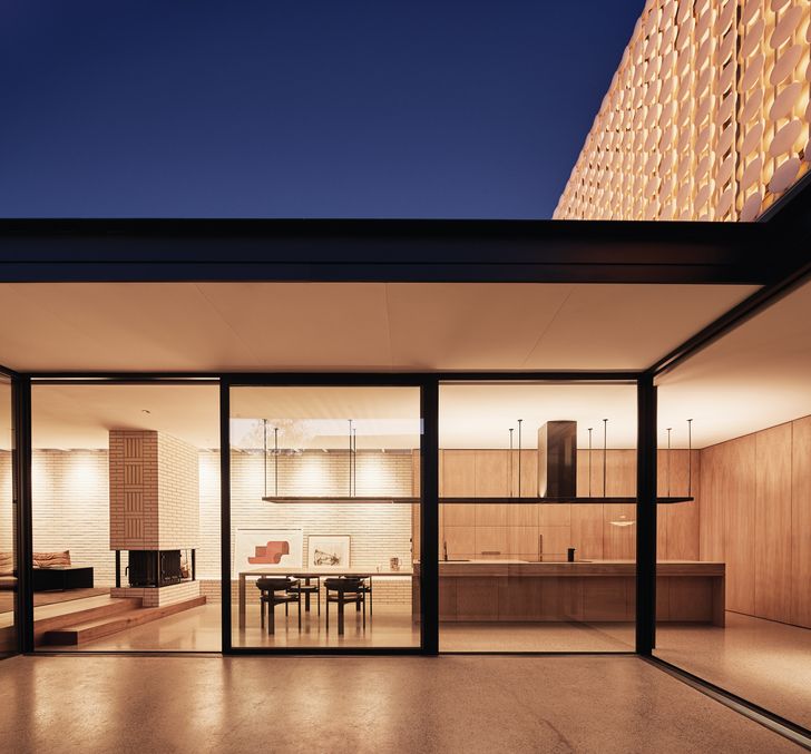 Dynamic and ever changing: Light House | ArchitectureAu