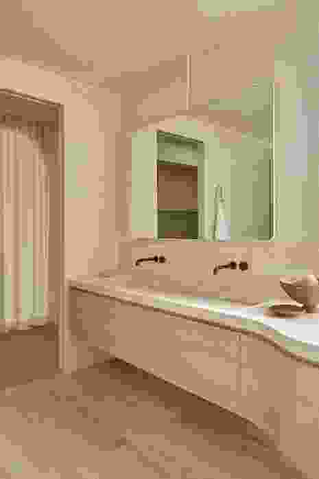 A clean slate: Kitchen and bathroom products that balance form and ...