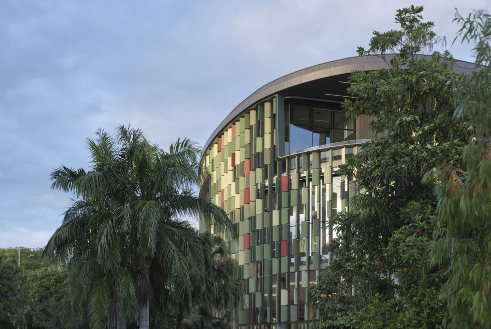 Expanded Cairns Convention Centre opens | ArchitectureAu
