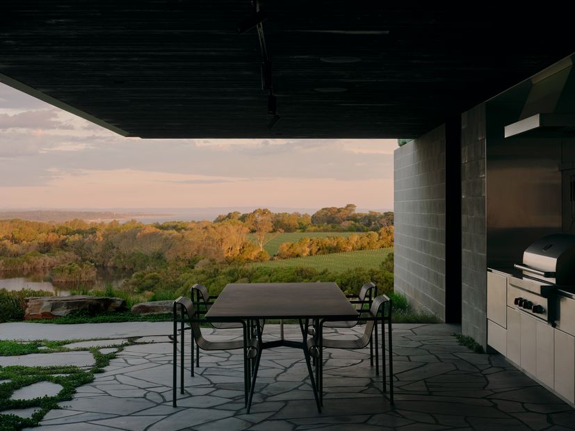 Merricks Farmhouse by Michael Lumby with Nielsen Jenkins | ArchitectureAu