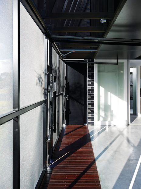 2013 Houses Awards: New House over 200m2 | ArchitectureAU