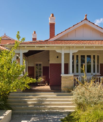 Six Chimney House by Vokes and Peters | ArchitectureAu