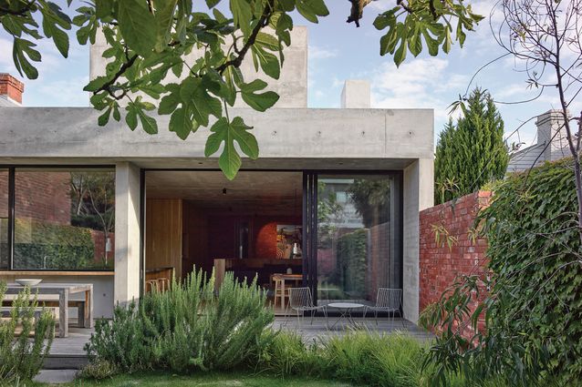 House on a Lane by Rob Kennon Architects | ArchitectureAu