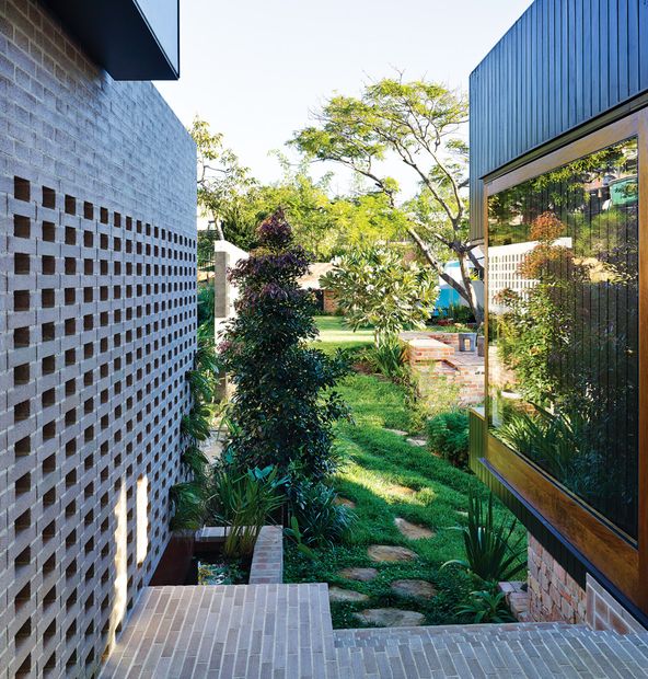 Disciplined bonds: Aperture House | ArchitectureAu