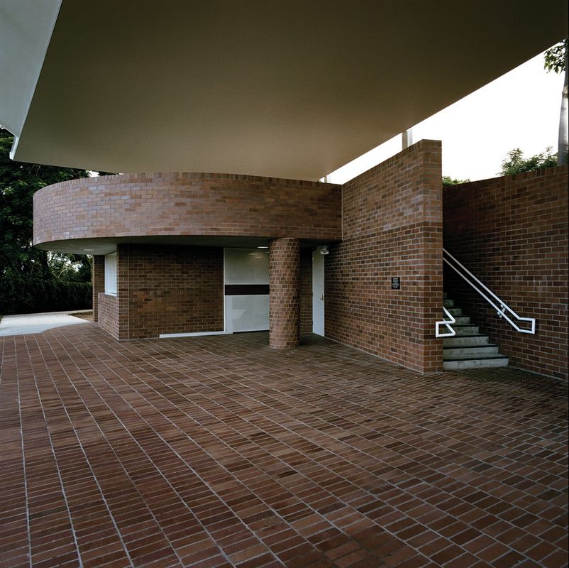 St Ignatius Primary School pavilion and field | ArchitectureAu