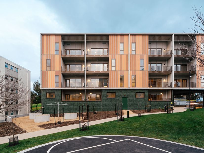 Queens Walk Housing by Cumulus Studio | ArchitectureAu