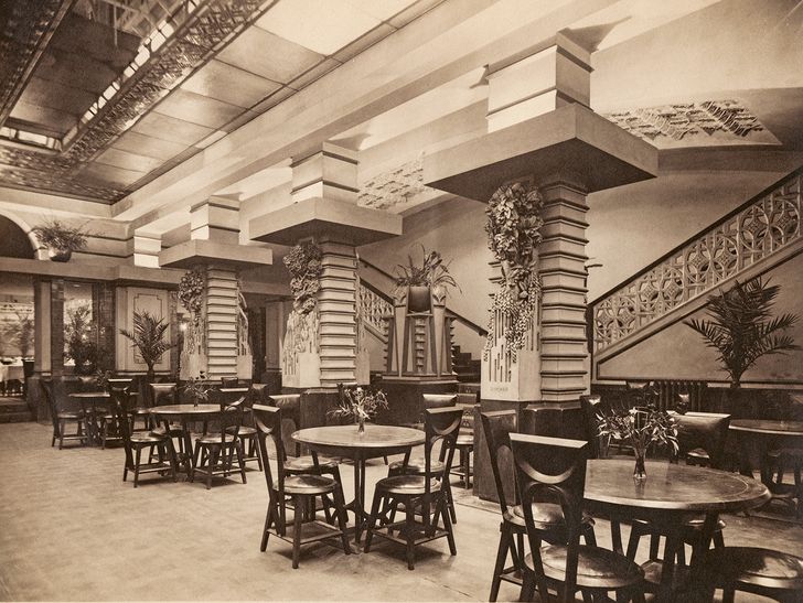 Melbourne Heritage Interiors: Cafe Australia | ArchitectureAu
