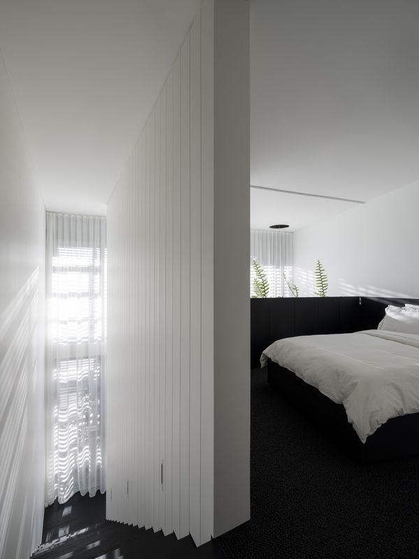 Wedge Loft by Luis Gomez-Siu Design Studio | ArchitectureAu