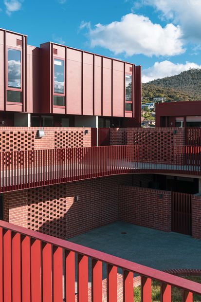 Allunga Road Multi by Preston Lane Architects | ArchitectureAu