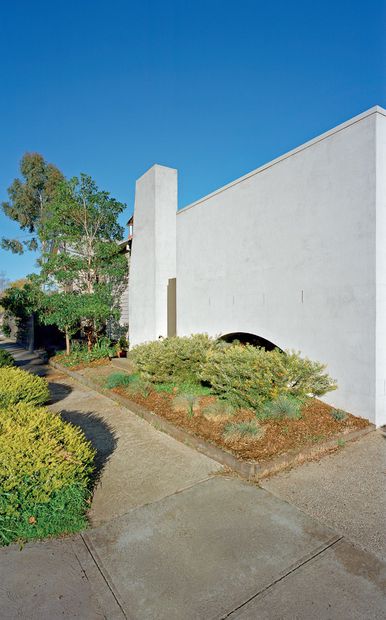 First House: Kennedy Nolan Architects | ArchitectureAu