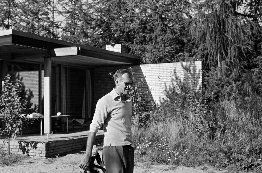 Utzon's centenary marked with exhibition of rare archival material ...