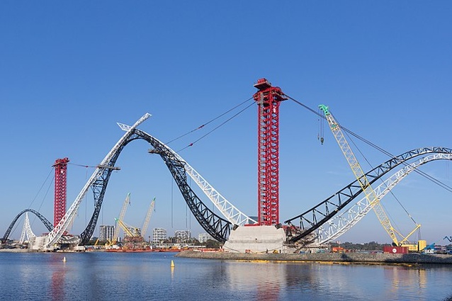 First walk completed across Perth’s Matagarup Bridge | ArchitectureAU