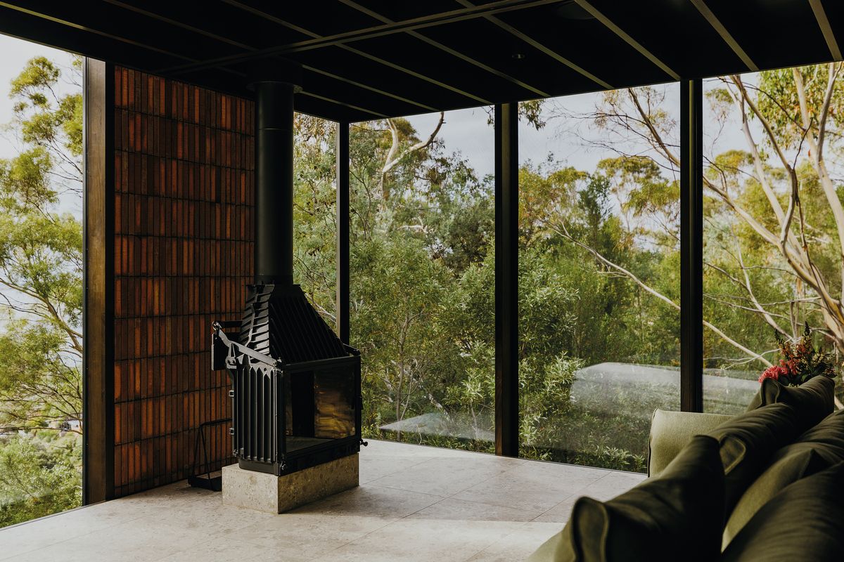 Taroona House by Candour and Archier | ArchitectureAu
