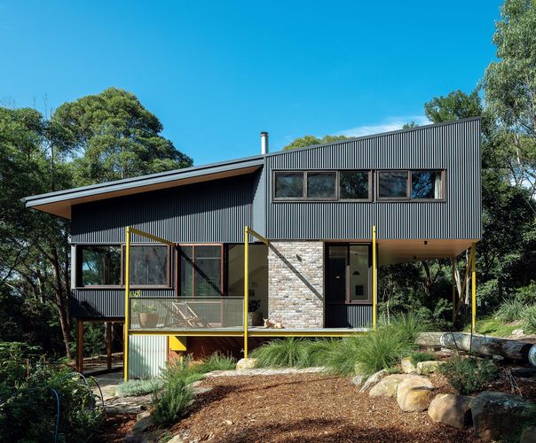 Spotlight: Building for bushfire | ArchitectureAu
